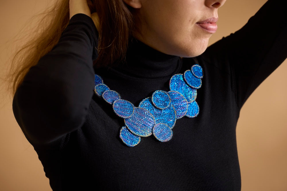 Modern circle necklace - in the hoop project